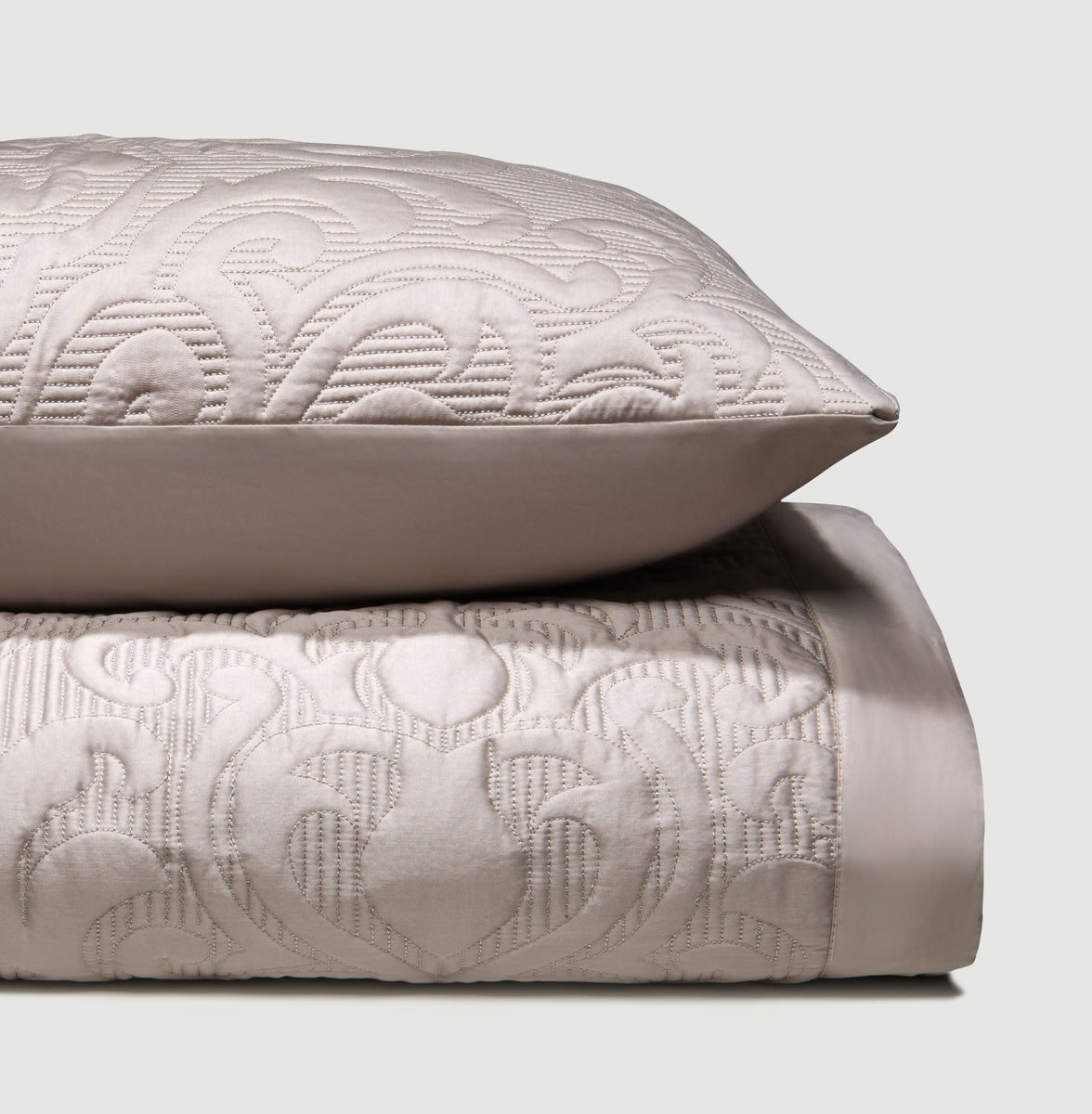 Shop Bedding Products UAE | Almaze Cotton Satin Quilt Set